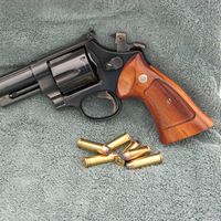 Smith & Wesson Model 29 - Objects - Kanka