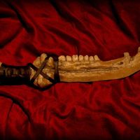 Chained Jaws of Khorne - Objects - Kanka