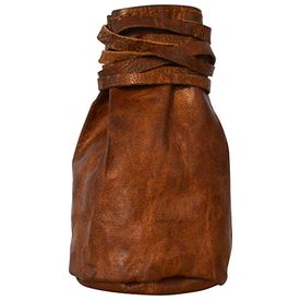 Leather pouch with hair, teeth and feather. - Objects - Kanka